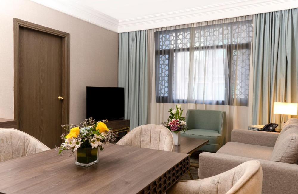 Al Haram Hotel | 7-Min Walk to Nabawi | 3-Star | Medina