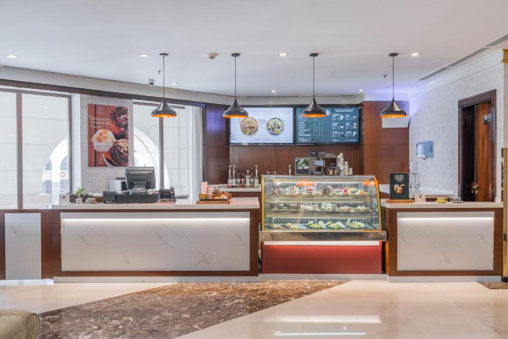 Taiba Madinah Hotel | 4-Min Walk to Prophet's Mosque | 5-Star