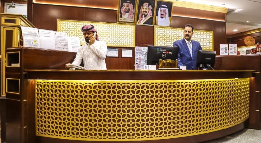 Al Mokhtara Al Gharbi | 9-Min Walk to Prophet's Mosque