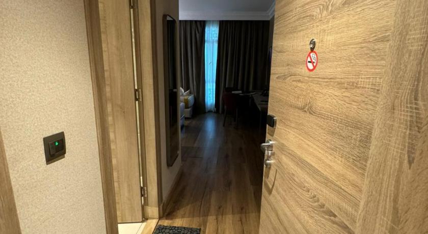 Roya Al Andalus Hotel, Roya Al Andalus Hotel Medina [33% OFF]
